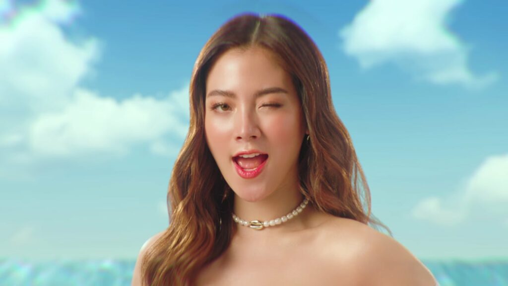 The Islander - Sabina | BrandThink