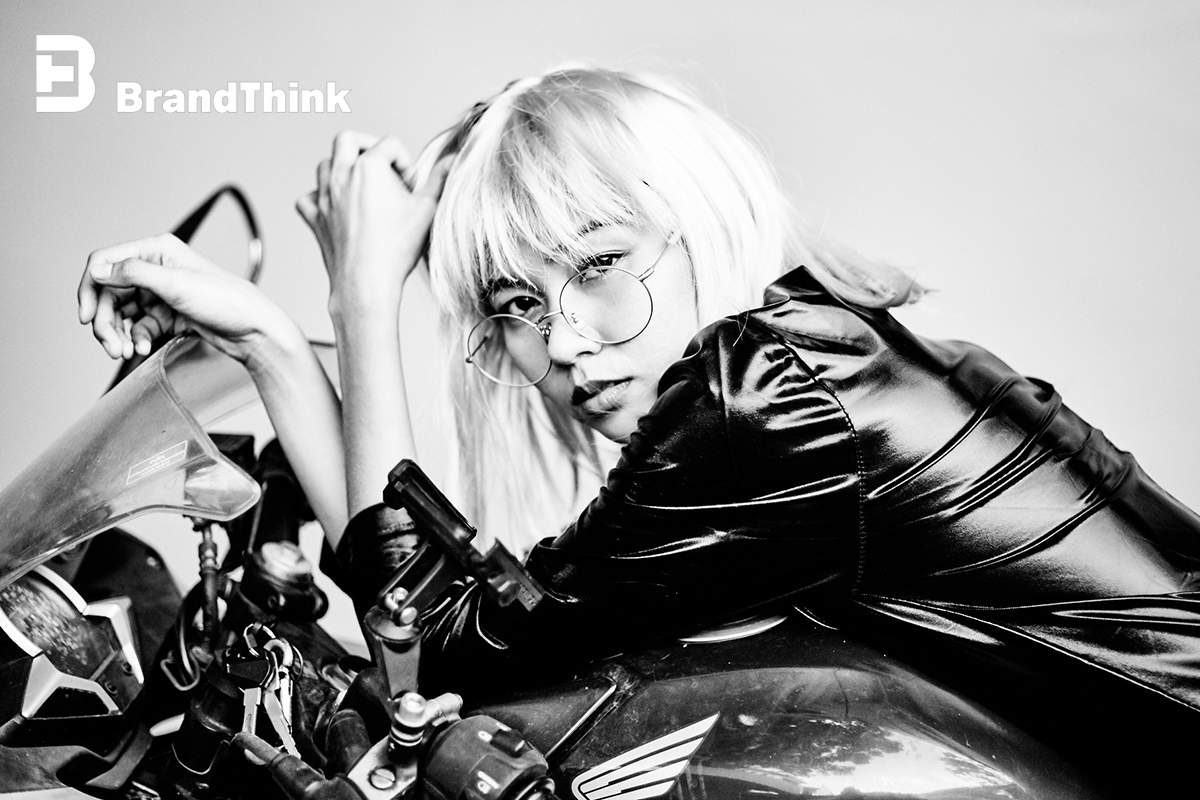 คุยกับ ‘บุ้ง’ นางแบบ Onlyfans กับความเปลือยที่ให้มากกว่า ‘เงิน’ | BrandThink