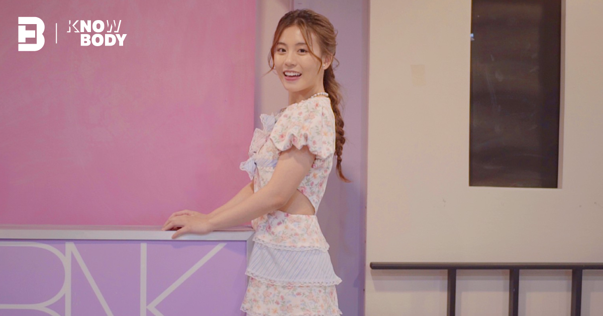 คุยเรื่องความรักและการเล่นหนังแนว Girls Love กับ ‘ฟ้อนด์ BNK48’ l Knowbody | BrandThink